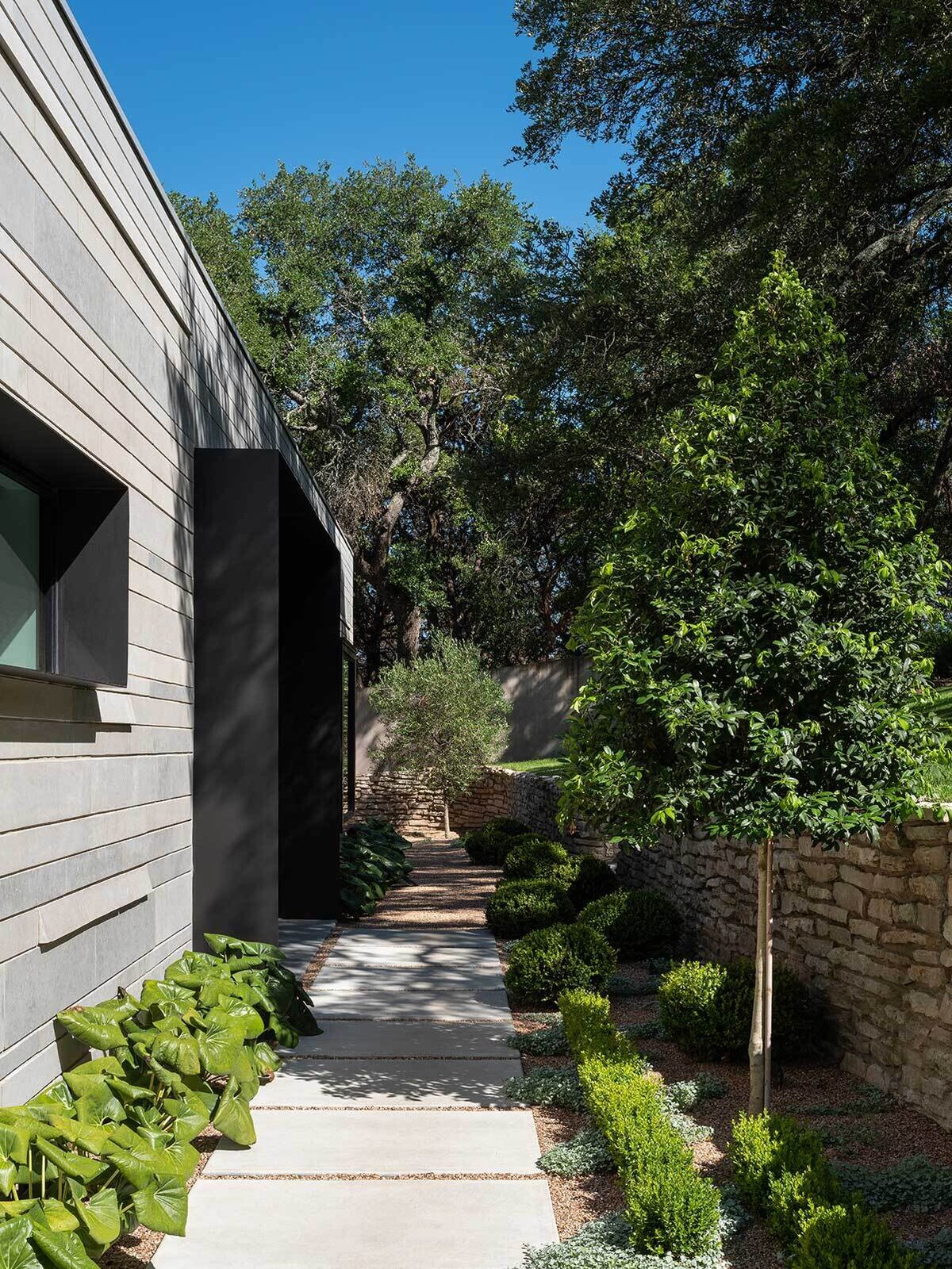 Photo 8 of 12 in The Offset by Dick Clark + Associates - Dwell