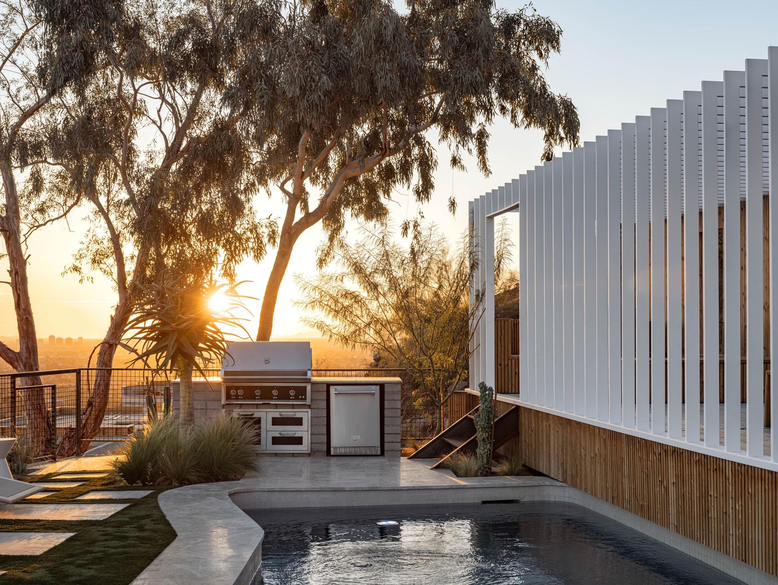 Photo 15 of 56 in Skyeview Camelback by Trent Hancock - Dwell