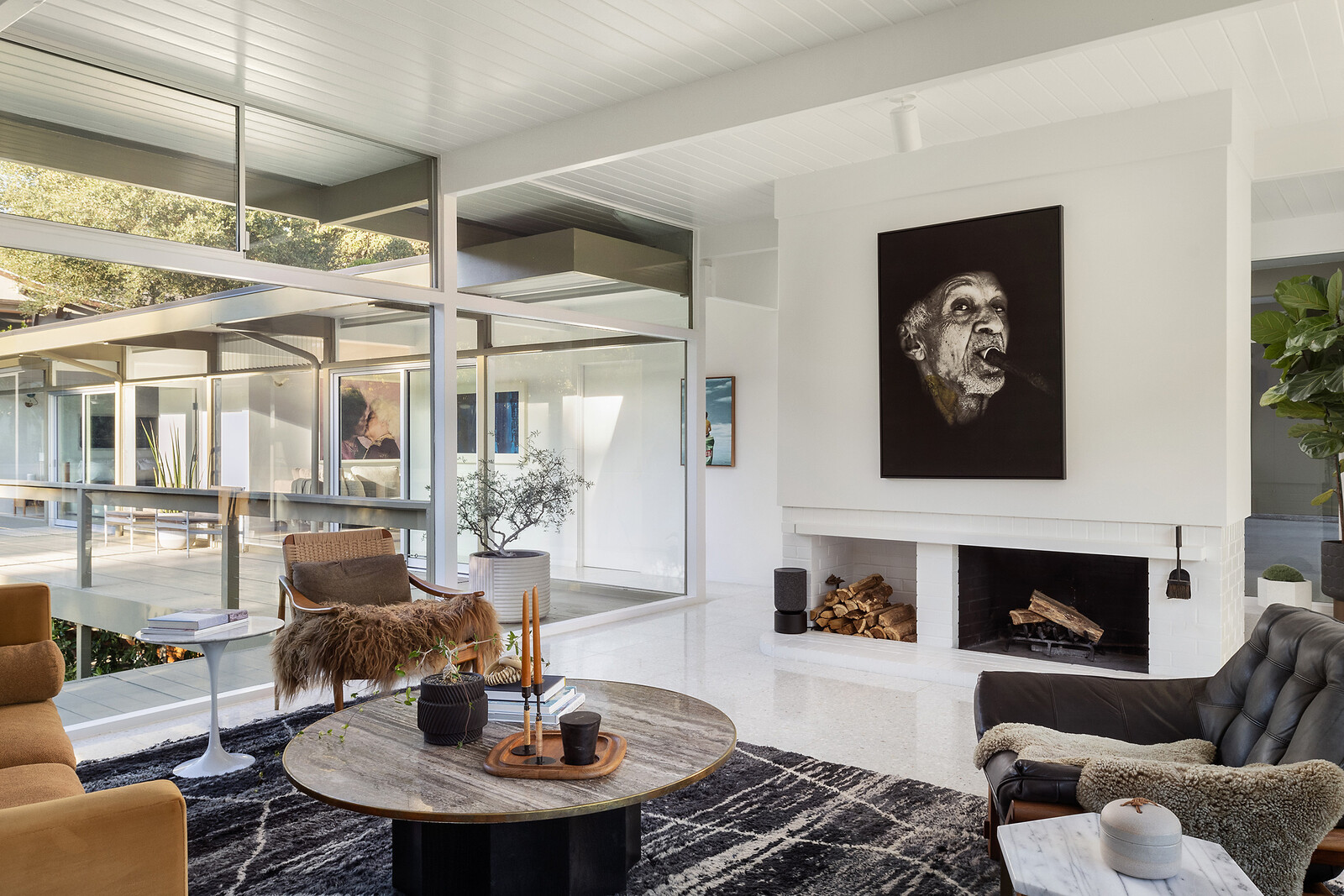 Photo 11 of 13 in Classic Post and Beam Supports Montecito Mid-Century ...