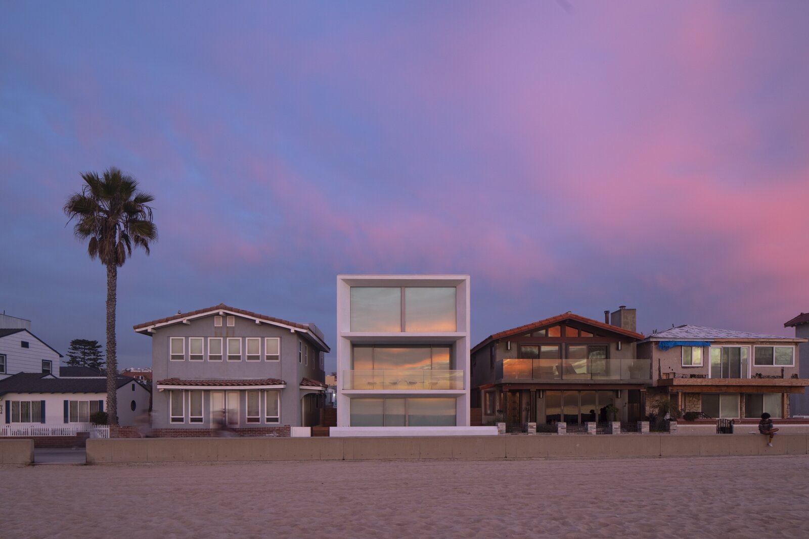 Photo 3 of 18 in Strand House by Jorie Clark - Dwell