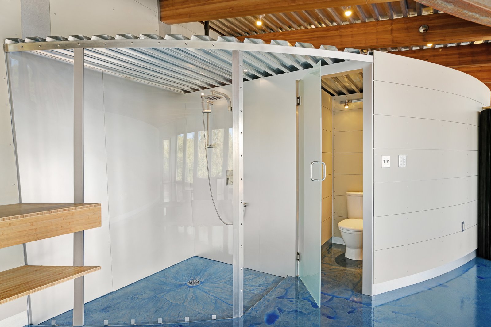 Photo 17 of 31 in Shipwreck House by martin tarafdar - Dwell