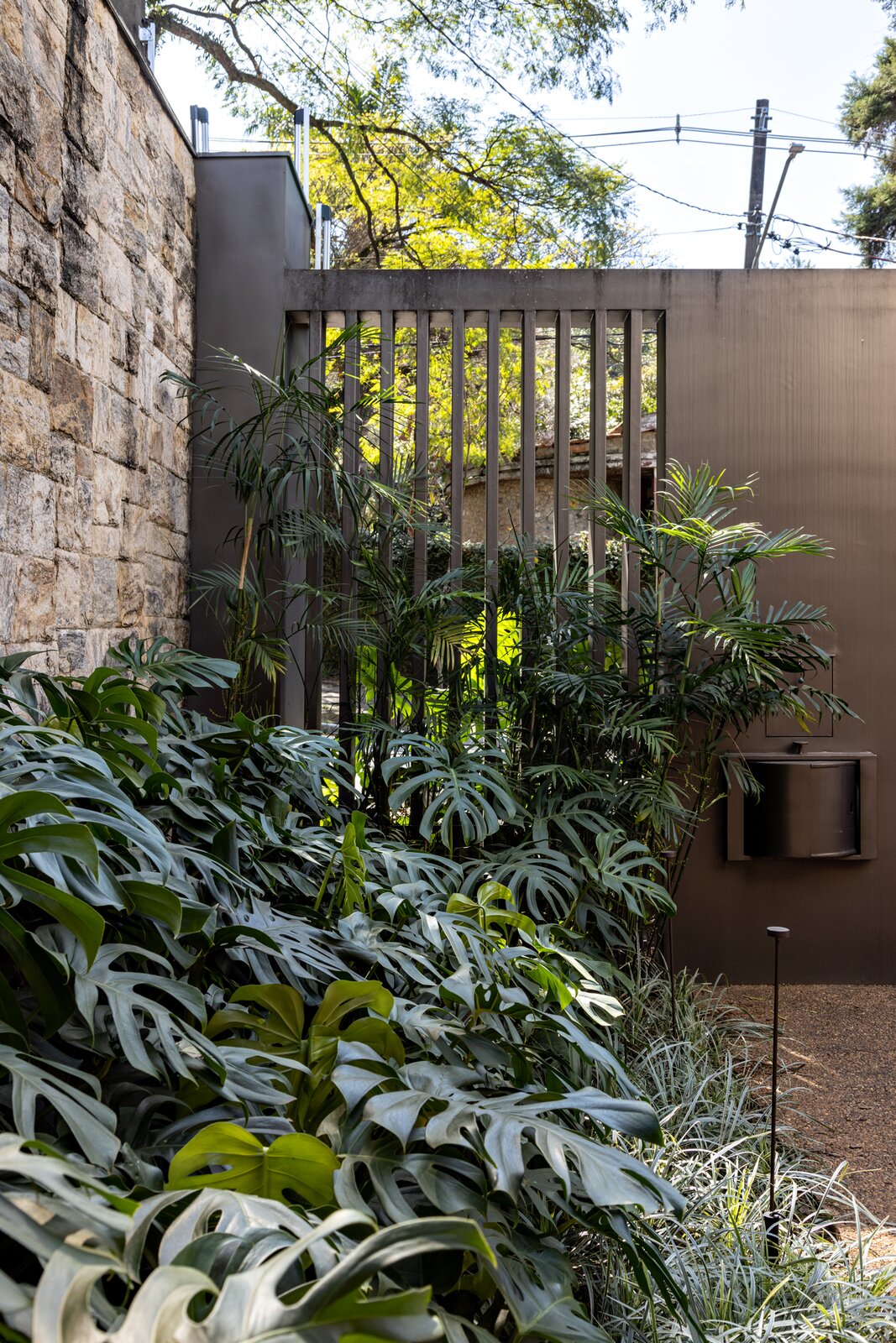 Photo 3 of 54 in The ZAPARA HOUSE by Carolina Rocco | Arquitetura - Dwell