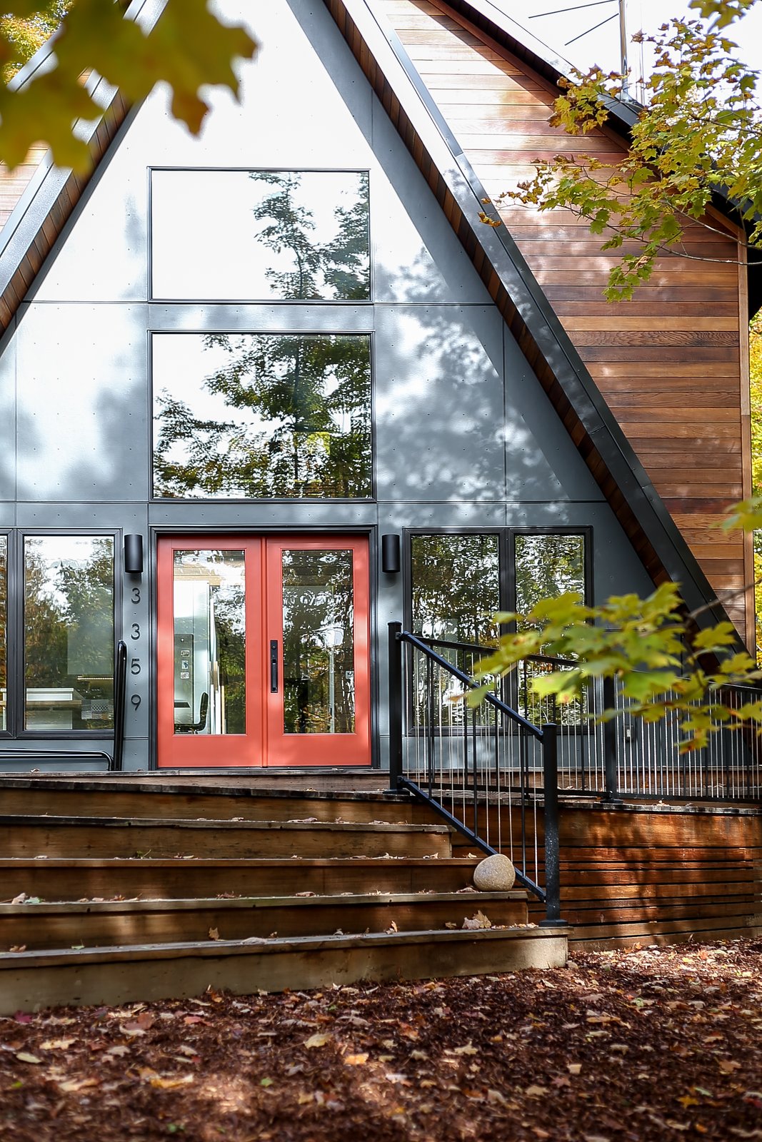 Photo 9 of 31 in Cedar House by beag+haus - Dwell