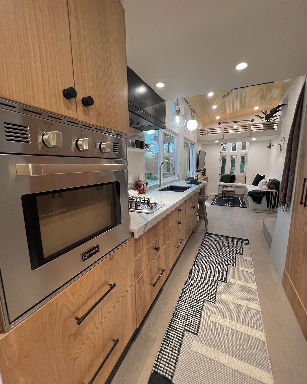 Photo 13 of 21 in The 2nd Ohana Model ATU- Built By: paradisetinyhomes ...