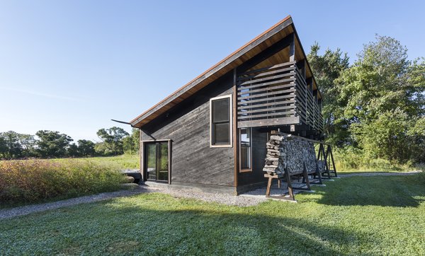 Exterior Cabin Shed Roofline Design Photos and Ideas - Dwell