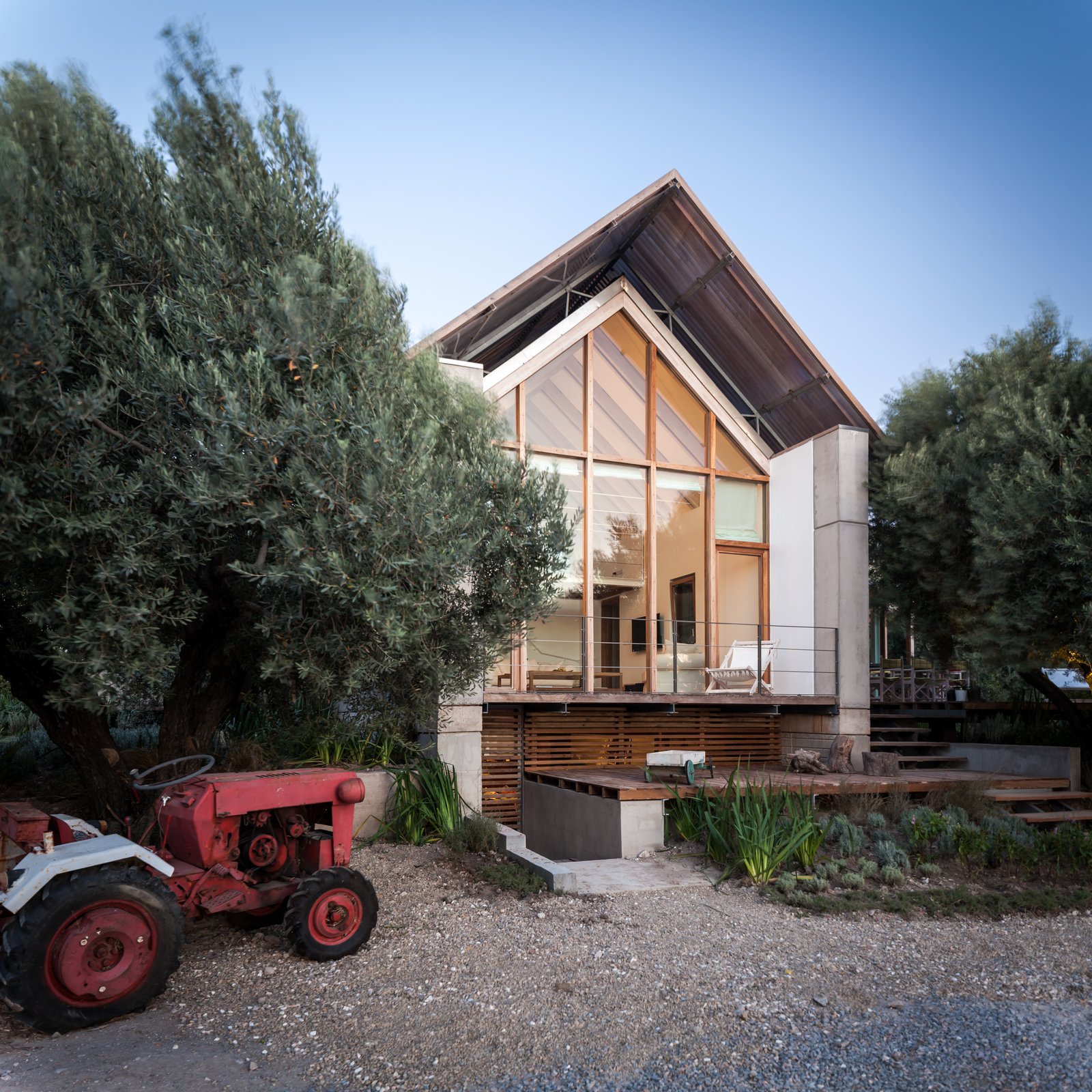 Photo 15 of 15 in T-House by Teke Architects Office - Dwell