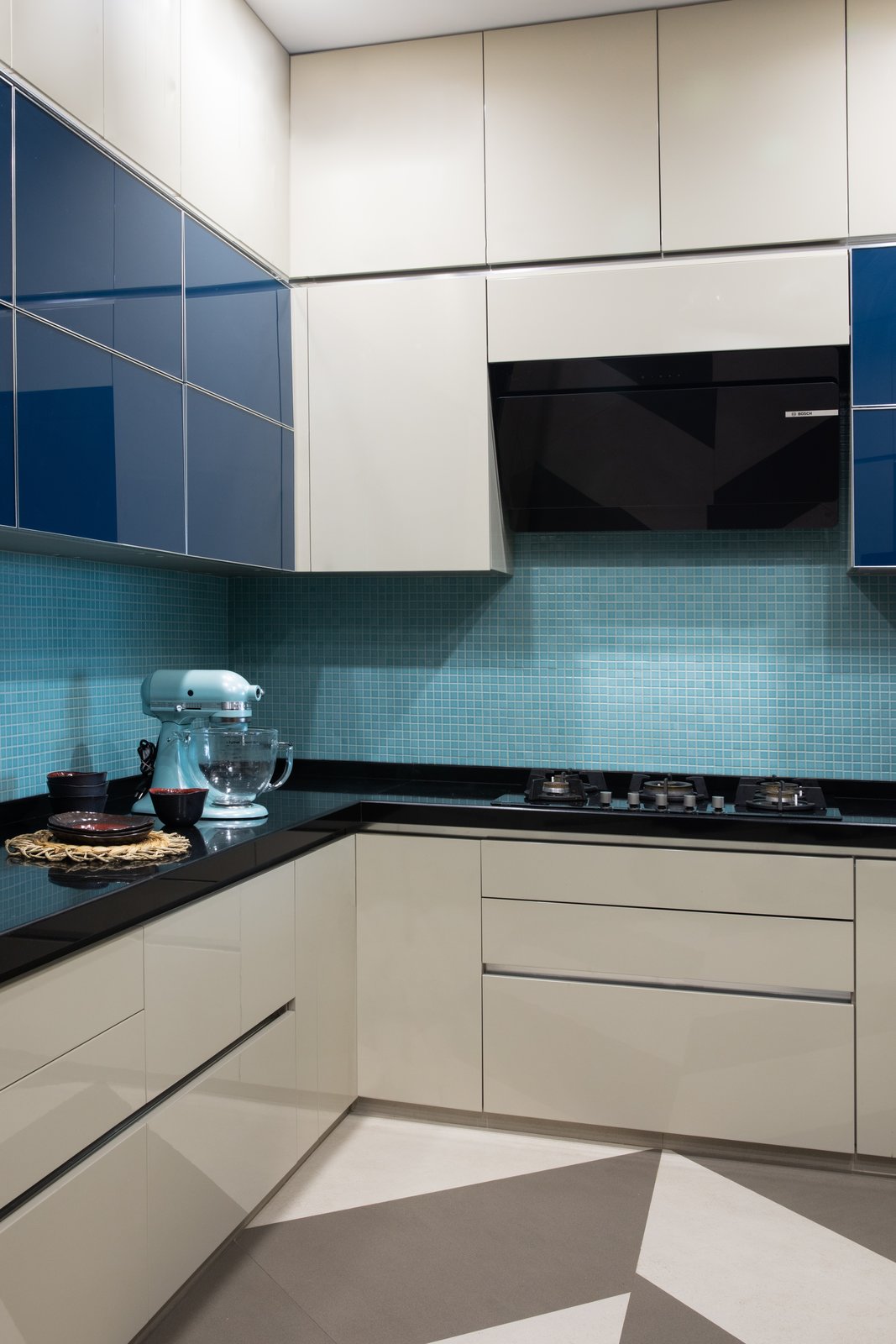 Photo 11 of 27 in Mumbai by Ali Baldiwala - Dwell