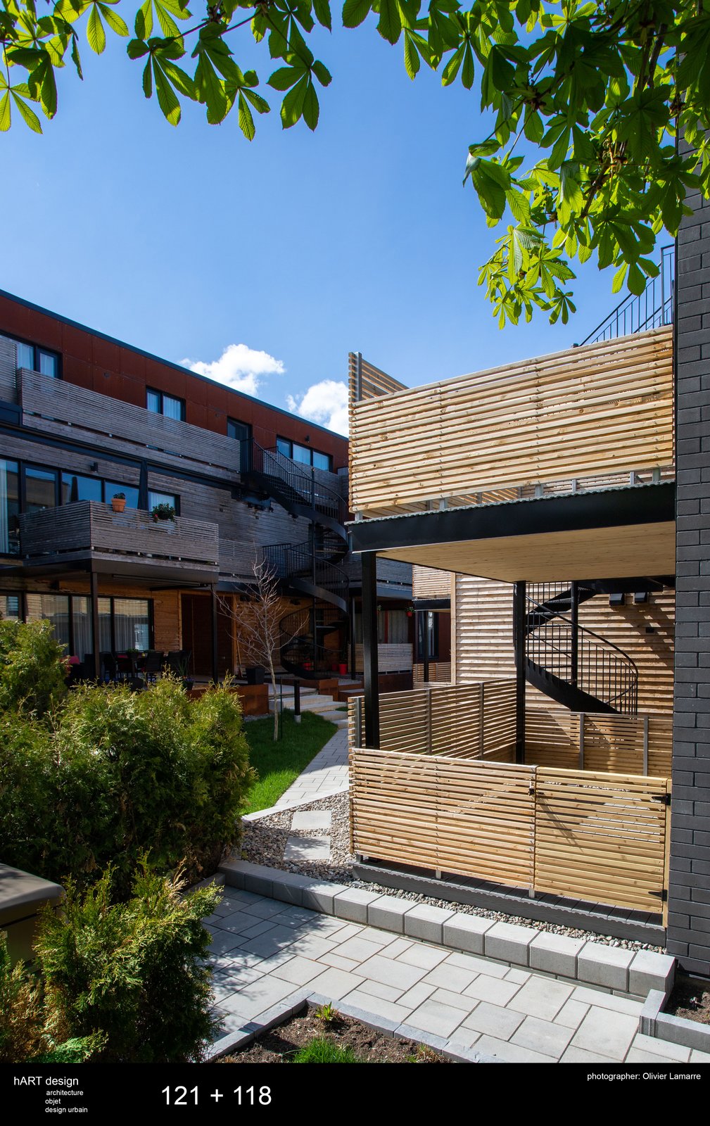 Photo 5 of 9 in Reviving the Courtyard by hART design - Dwell