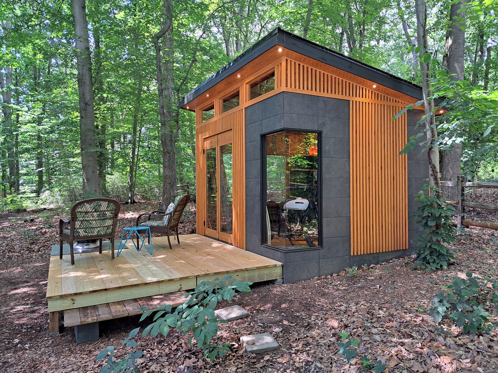 Stunning Shed, Modern (2 Photos) - Dwell