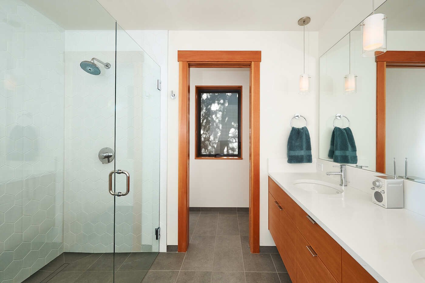 Photo 12 of 14 in Neighborly Courtyard House by CTA Design Builders - Dwell