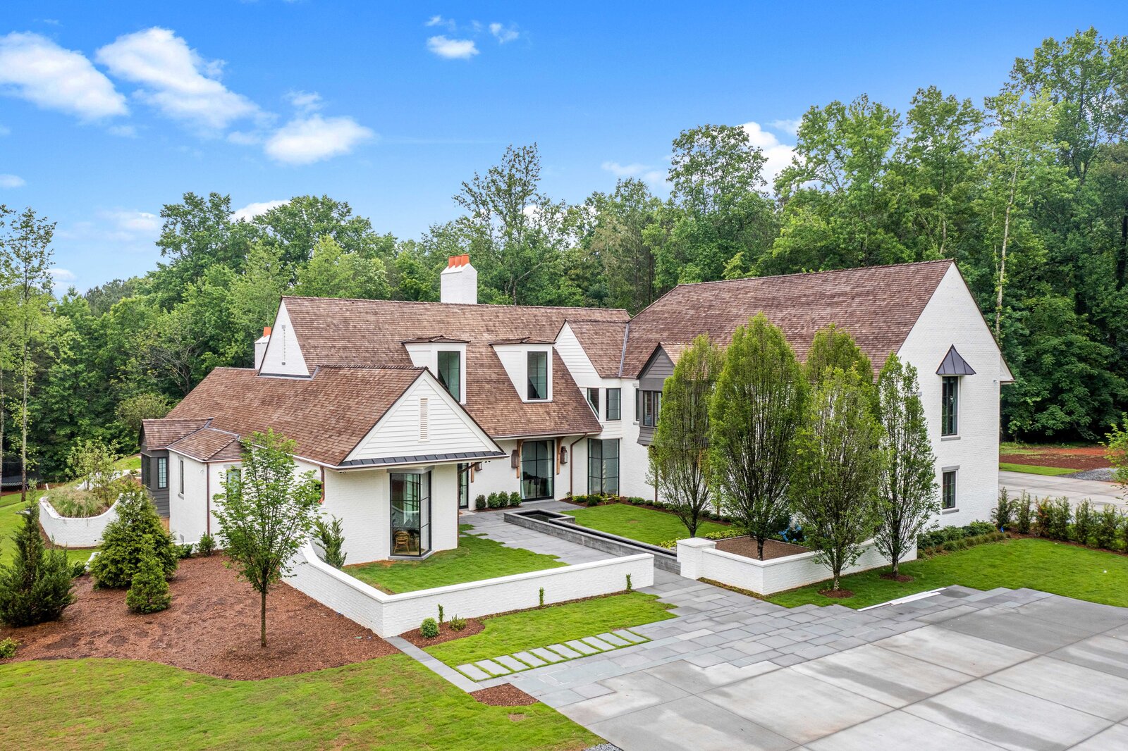 Photo 7 of 19 in Countryside English, Southern Vernacular hybrid by ...