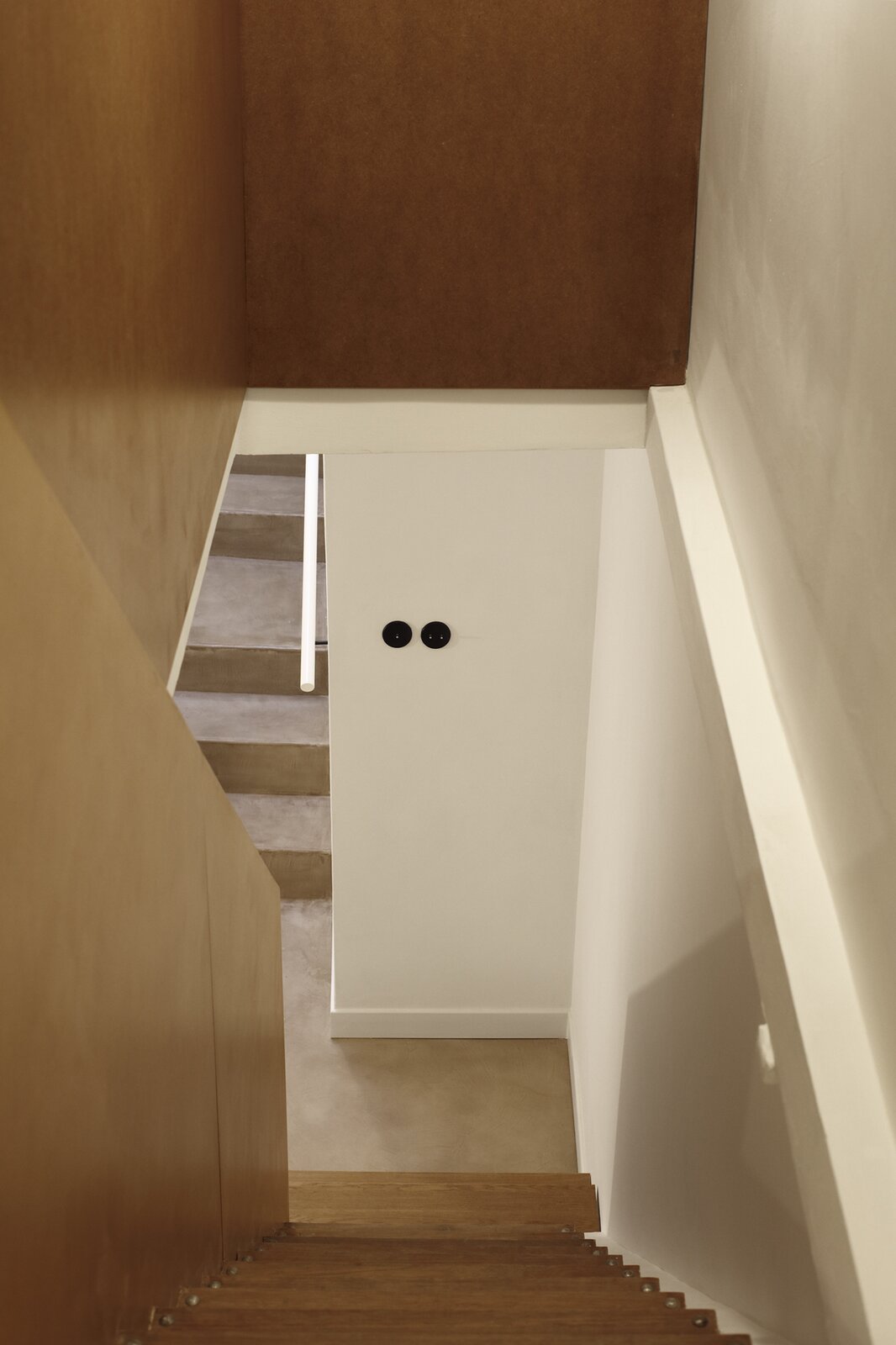 Photo 3 of 26 in Limewash Walls by Dwell from A Pint-Sized Parisian ...