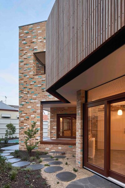 Best 60+ Modern Exterior Wood Siding Material Design Photos And Ideas ...