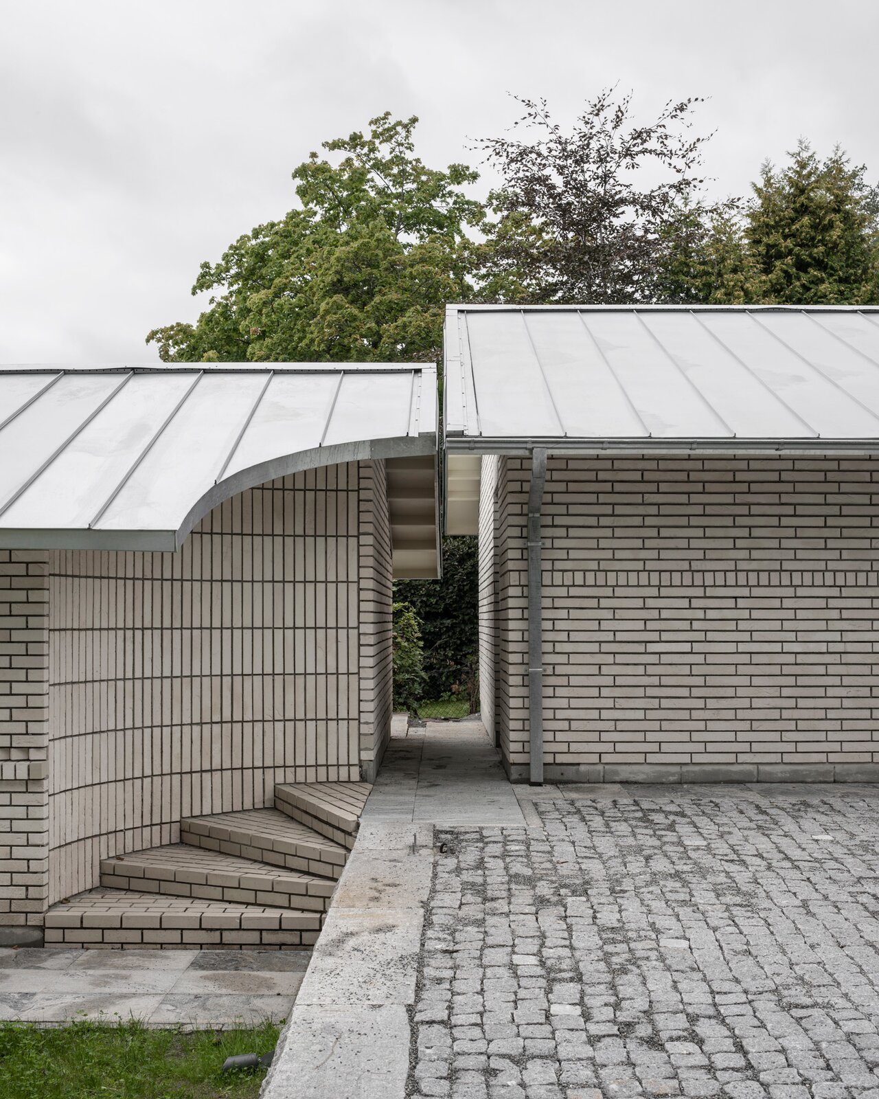 Photo 6 of 9 in In Norway, a Writer’s Studio Wrapped in White Brick ...