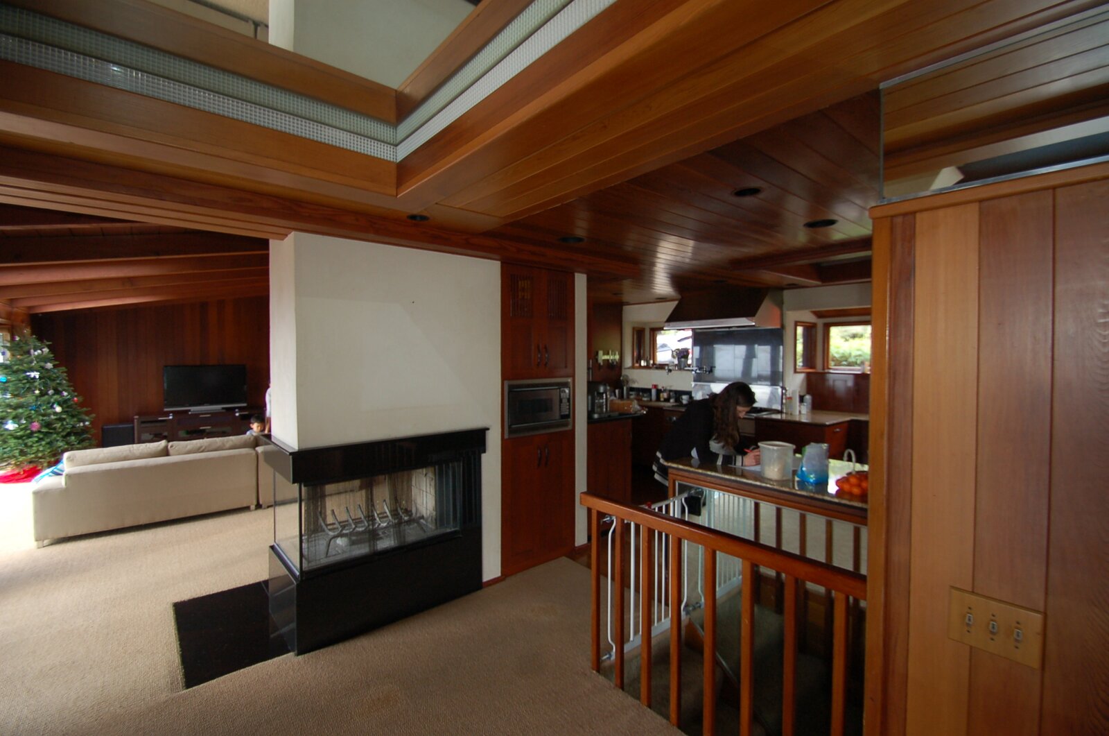 Photo 11 of 32 in Before & After: A Complete Overhaul Lifts a Jumbled ...