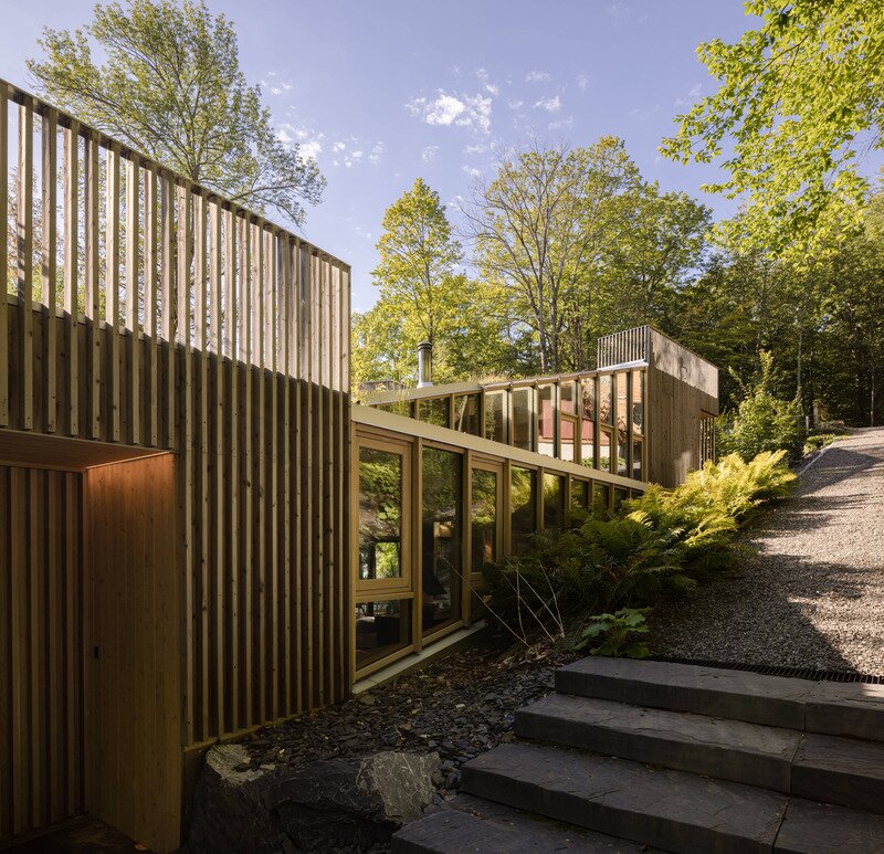 Photo 11 of 12 in How They Pulled It Off: A Cantilevered Green Roof - Dwell