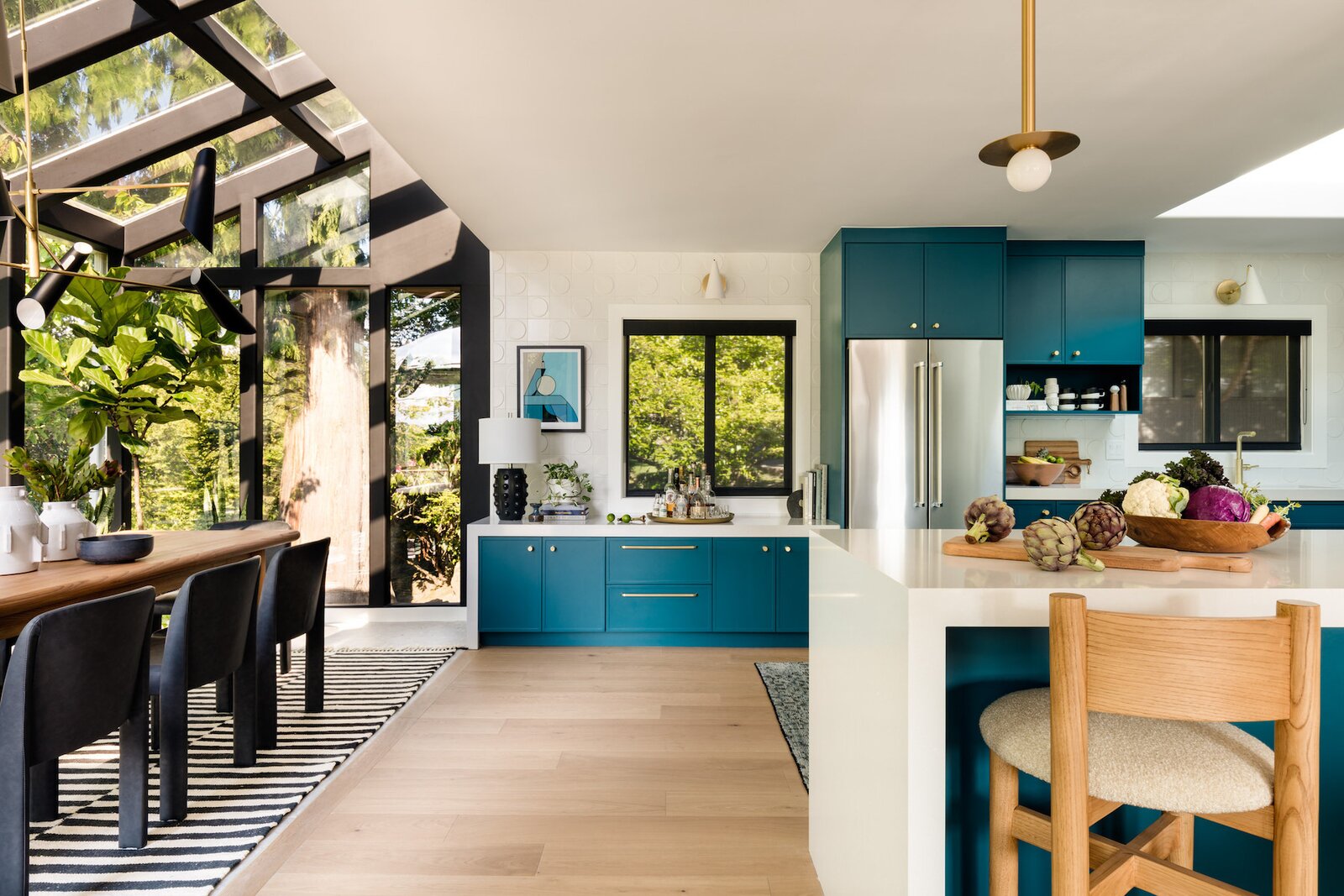 Photo 3 of 8 in Colorful Midcentury Revival by Alexandria Abramian - Dwell