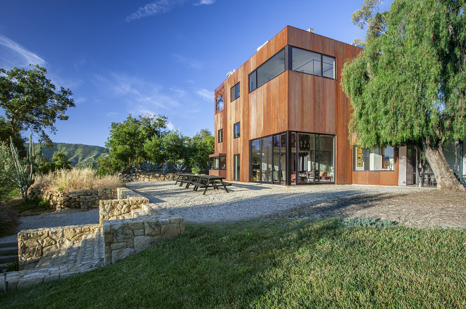 Photo 3 of 18 in An Architect’s Ojai Home Is an Ode to Italy Wrapped in ...