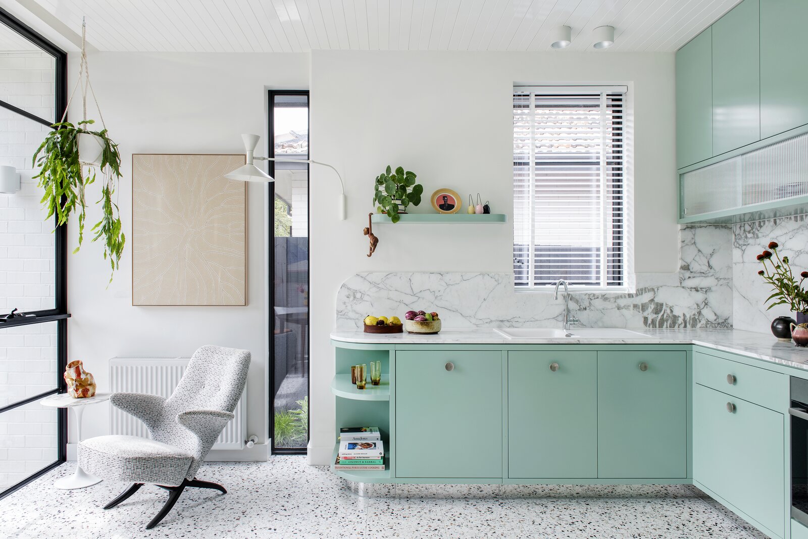 Photo 2 of 10 in 10 Renovations Featuring Sensational Kitchens from A ...