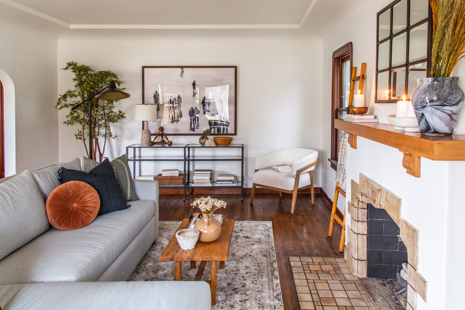 Photo 18 of 19 in Cozy Tudor Home in Historic Santa Ana by Sayler ...