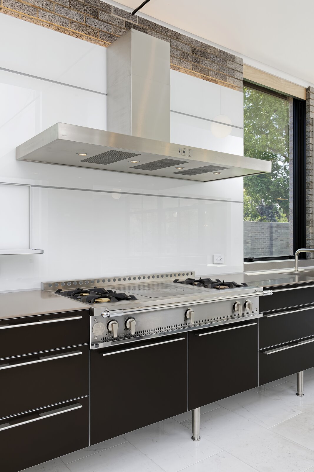 Photo 8 of 21 in Classic Charles Sink MidCentury Modern Masterpiece ...