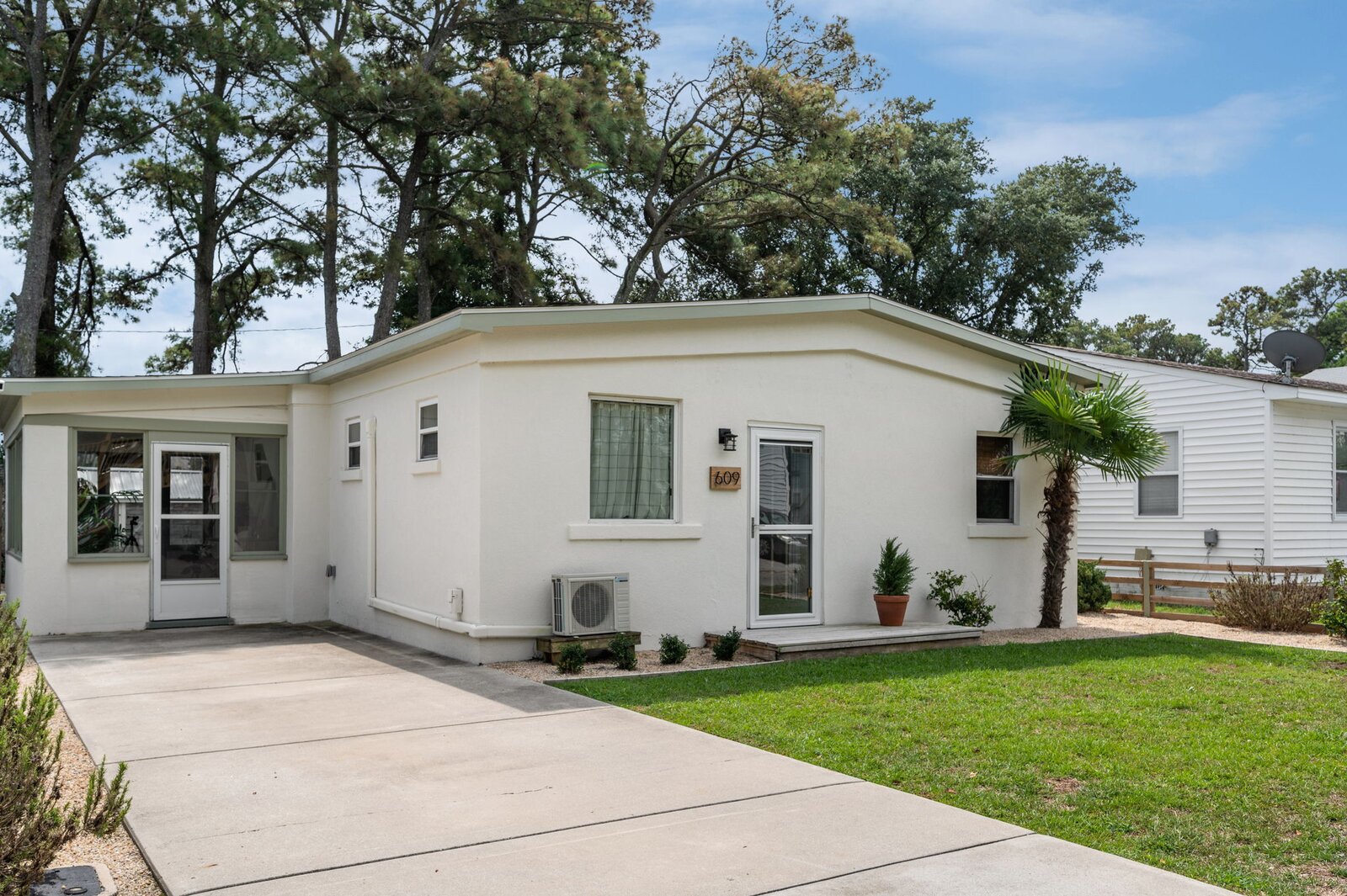 Photo 1 of 36 in The Casita by Rachel Taylor Design Co. - Dwell