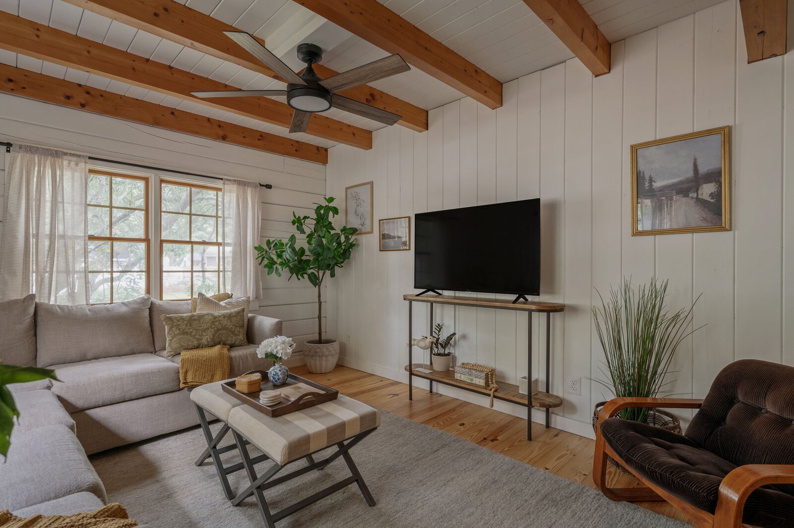 Photo 6 of 49 in The Cabin by Rachel Taylor Design Co. - Dwell