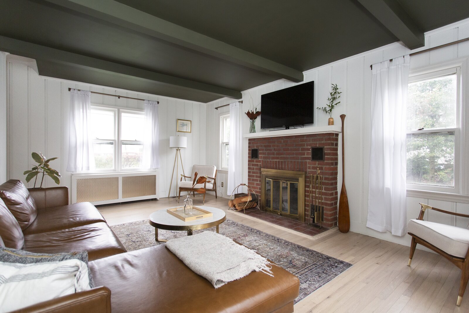 Photo 6 of 53 in The Dutch Colonial by Rachel Taylor Design Co. - Dwell