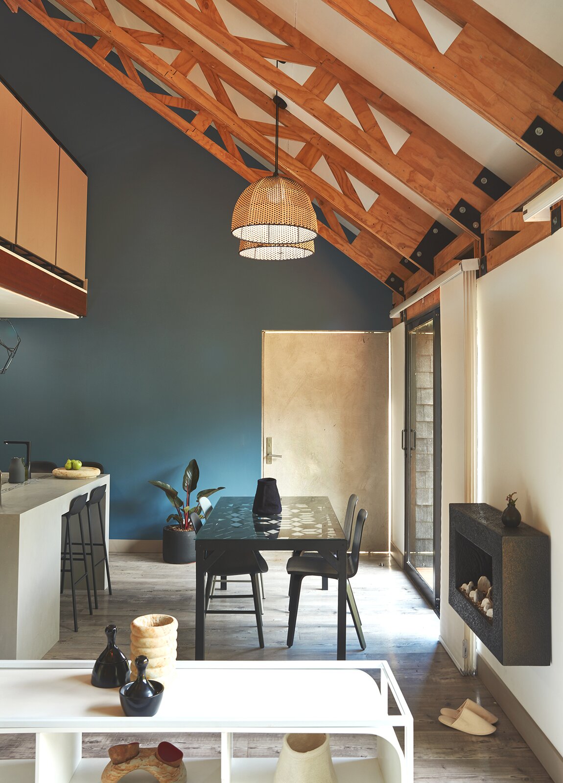 Photo 7 of 11 in A Colombian Cabin Uses Shingles as Camouflage in Its ...