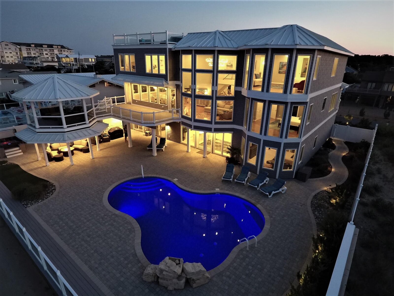 Lynnhaven (7 Photos) - Dwell