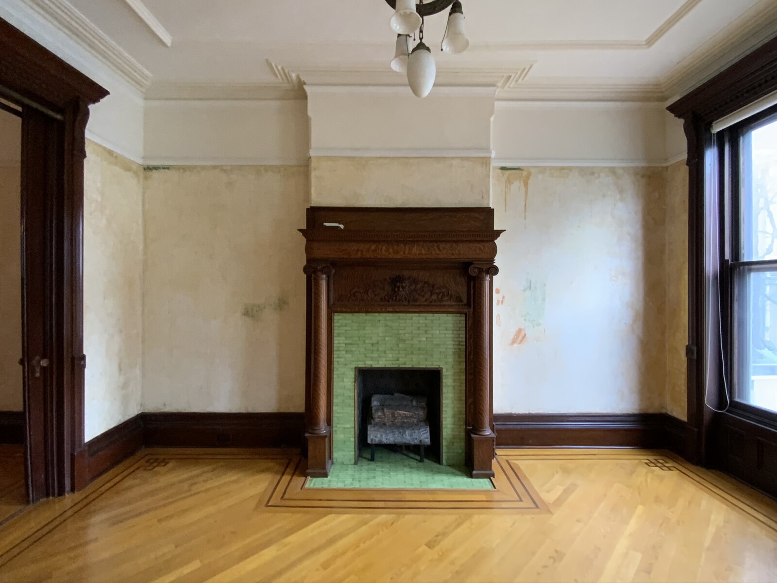 Photo 14 of 25 in Before & After: They Loved Their Vintage Brownstone ...