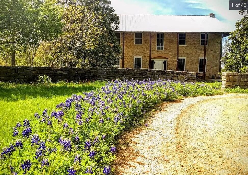 Photo 3 of 22 in Stagecoach Inn by Ginger Allen - Dwell