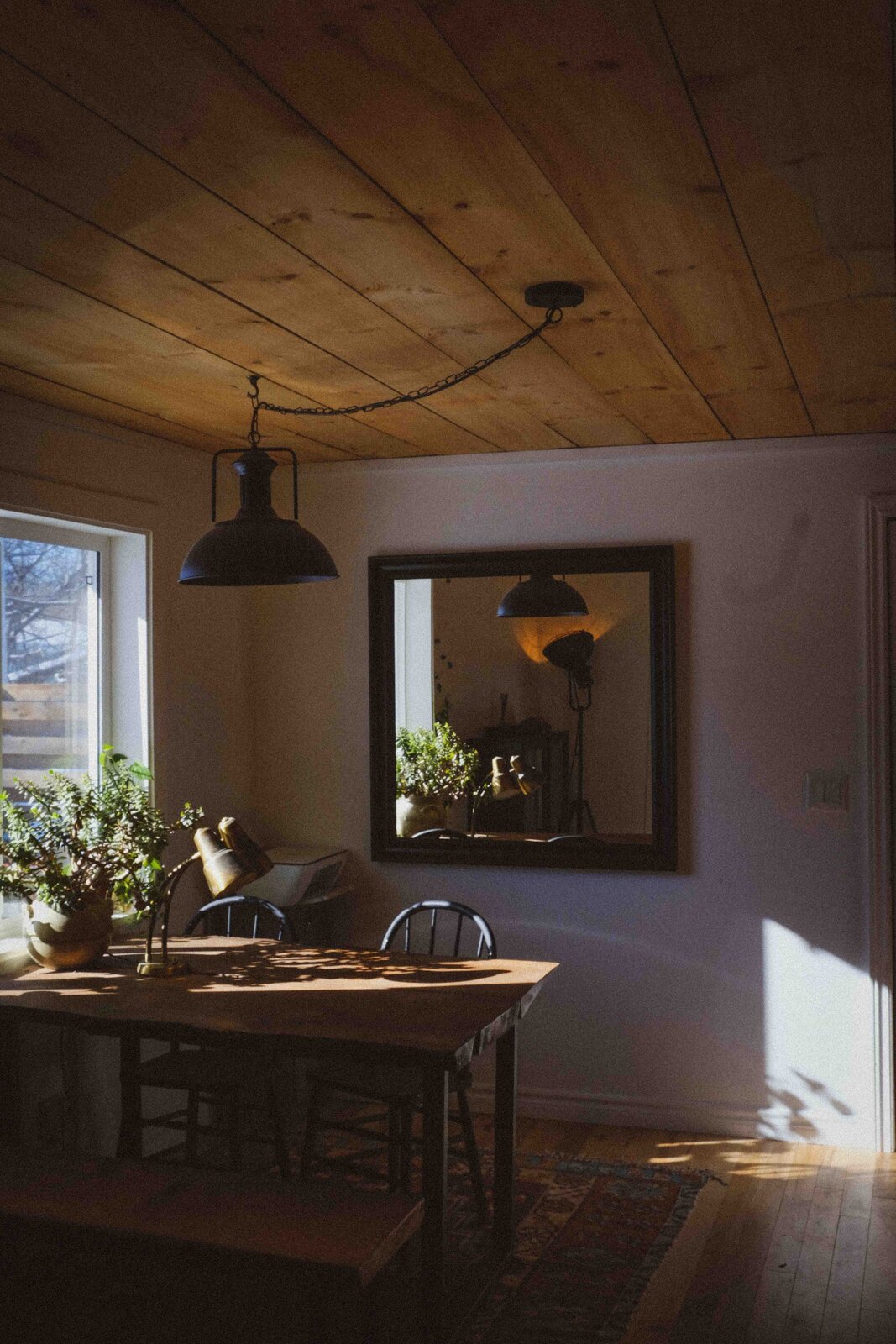 Photo 9 of 18 in Robin House by Ian Macmillan - Dwell