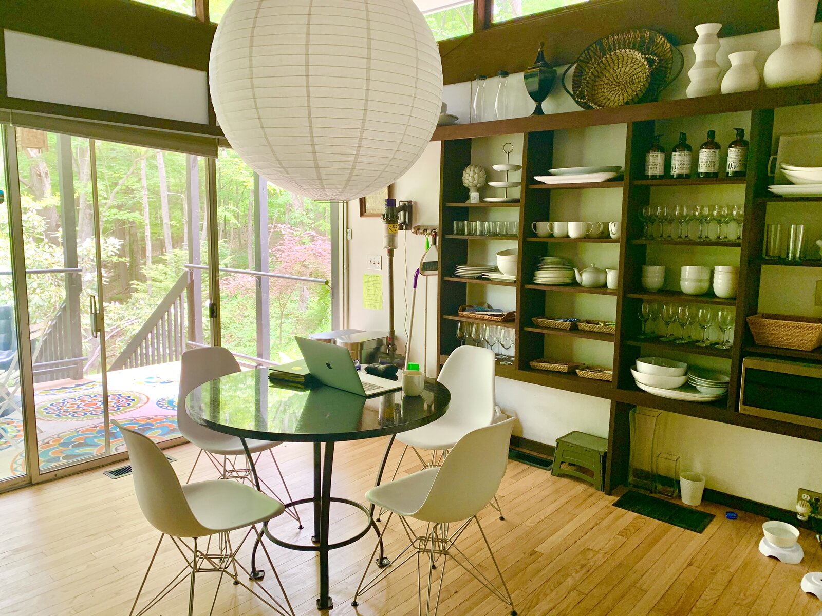 Photo 17 of 36 in Mid Century Modern Shogun House in the Connecticut ...