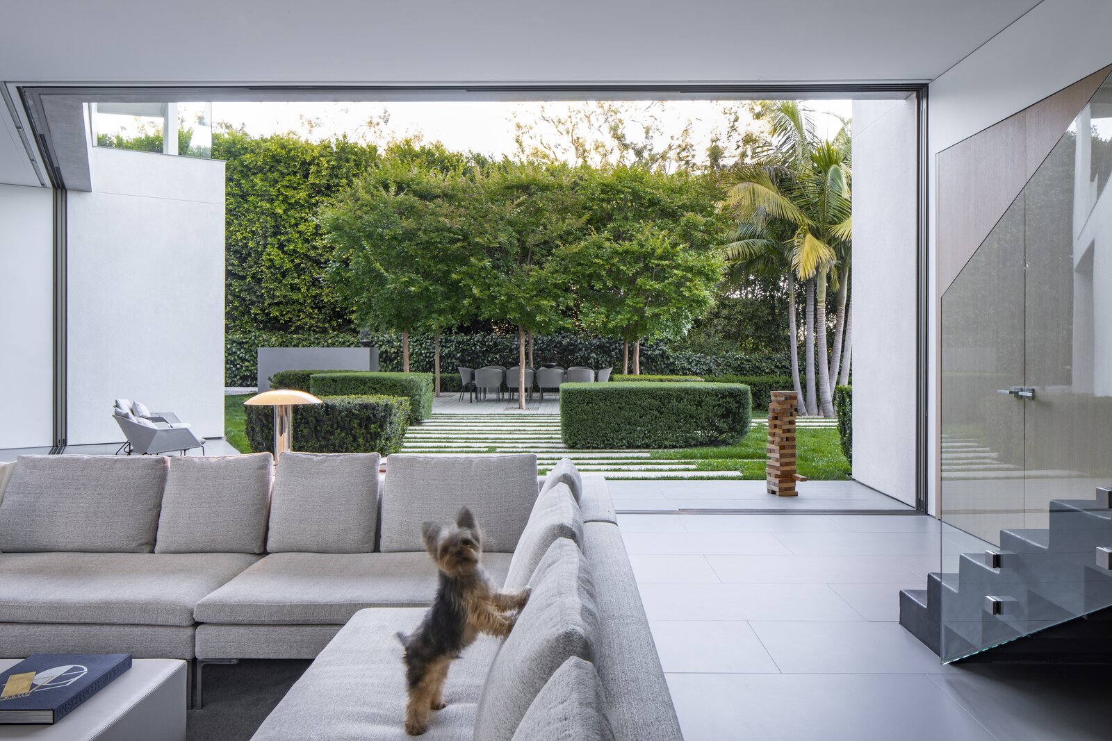 Photo 11 of 12 in Ama House by XTEN Architecture by Jennifer Whitmer ...