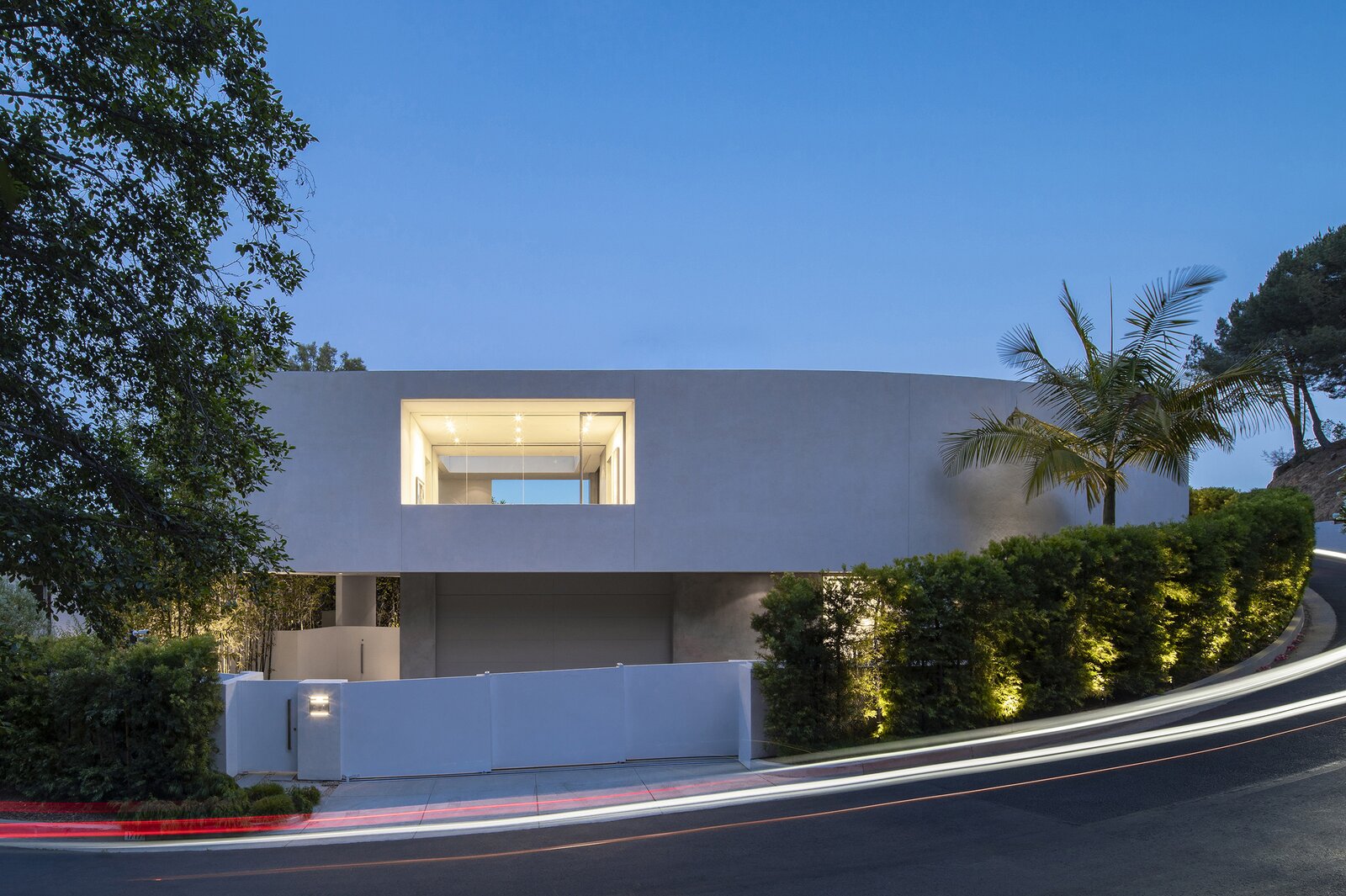 Photo 4 of 12 in Ama House by XTEN Architecture by Jennifer Whitmer - Dwell