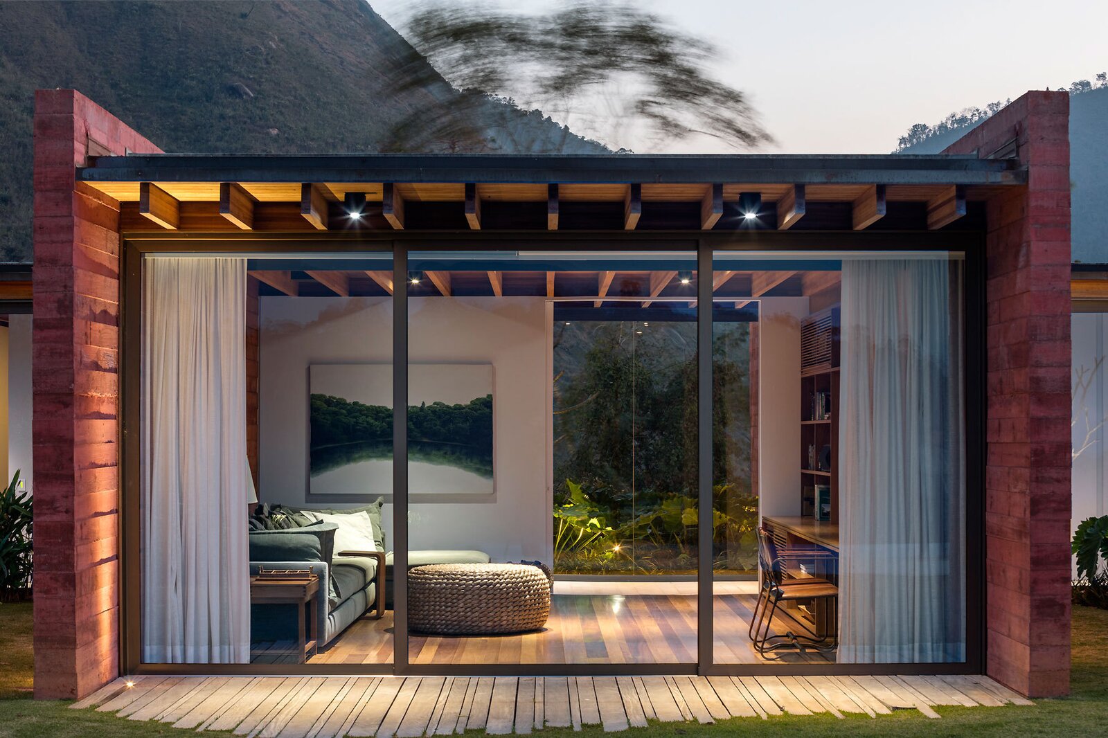 Photo 13 of 13 in Terra House by Bernardes Arquitetura - Dwell