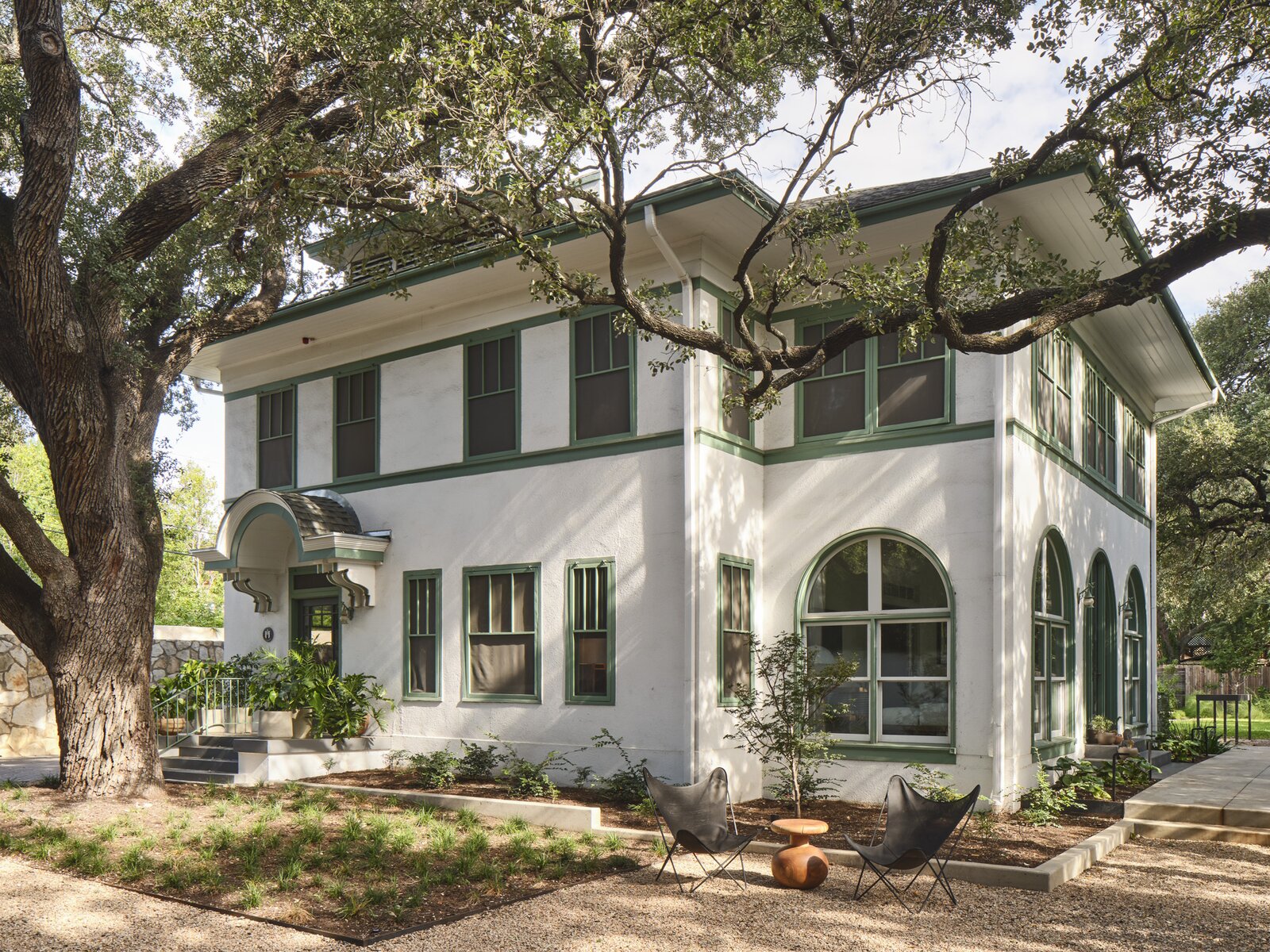 Photo 1 of 20 in Graham Bybee House by Kartwheel Studio - Dwell