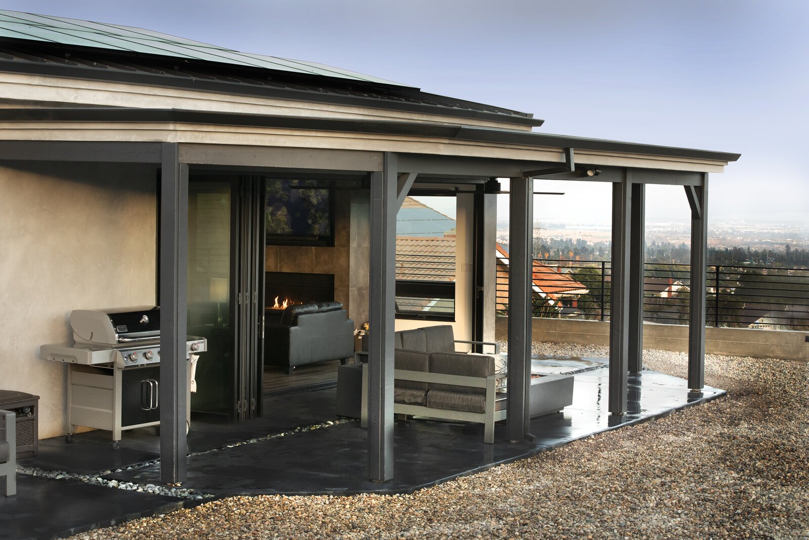 Photo 9 of 32 in Ventura Custom Home by Livia Shi - Dwell