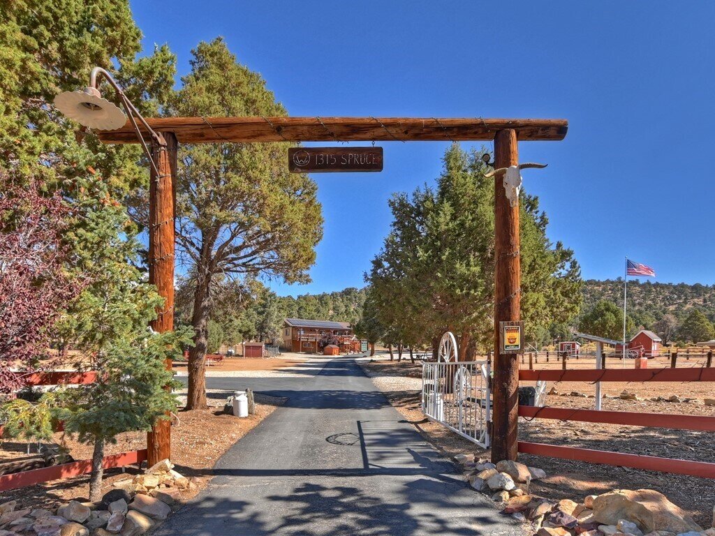 Photo 7 of 12 in The Wedge Ranch by Dan Easterby - Dwell