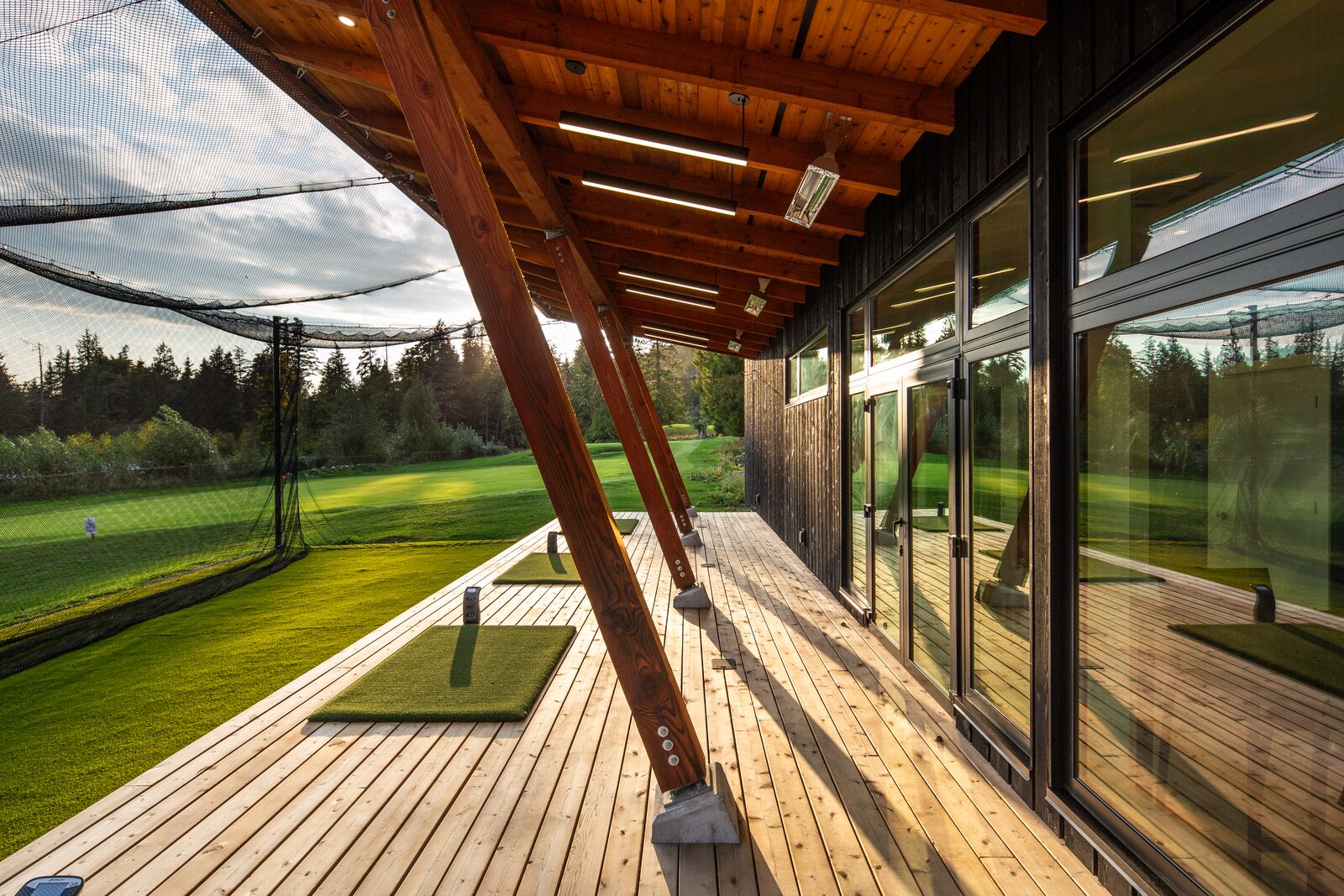 Photo 3 of 8 in Tim TK Kerr Golf Performance Centre by Liz Reid - Dwell
