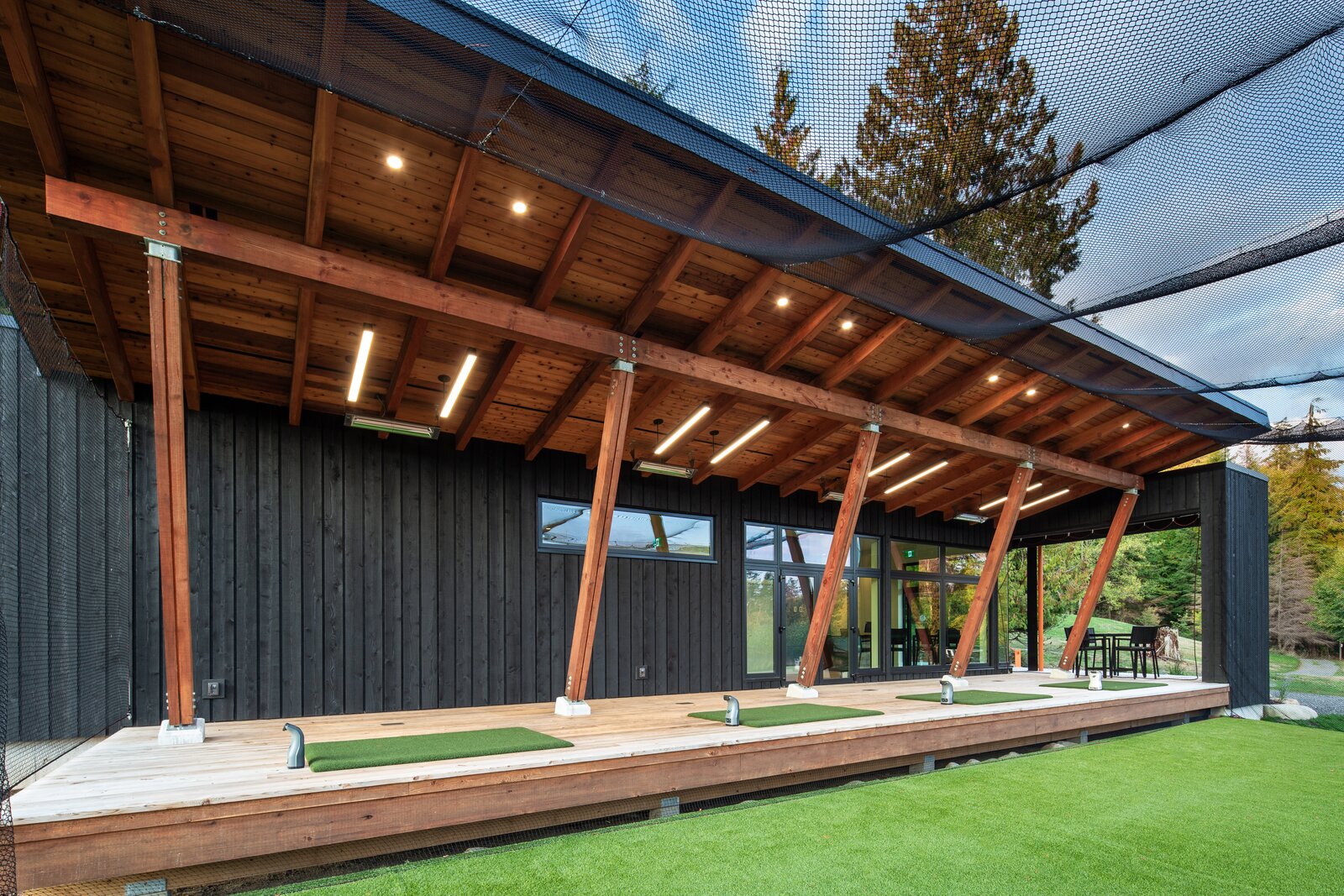 Photo 4 of 8 in Tim TK Kerr Golf Performance Centre by Liz Reid - Dwell