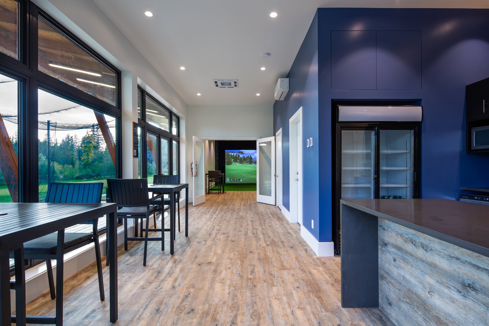 Photo 7 of 8 in Tim TK Kerr Golf Performance Centre by Liz Reid - Dwell