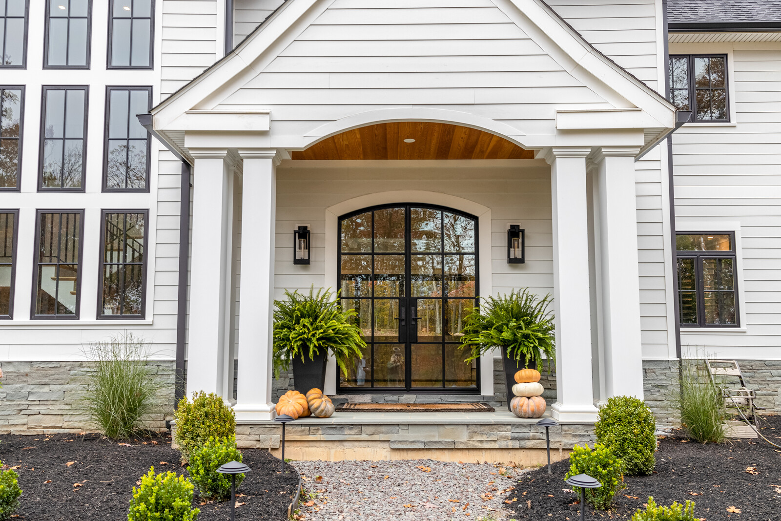 Photo 3 of 25 in Roaring Brook Residence by Fancy Parsley - Dwell