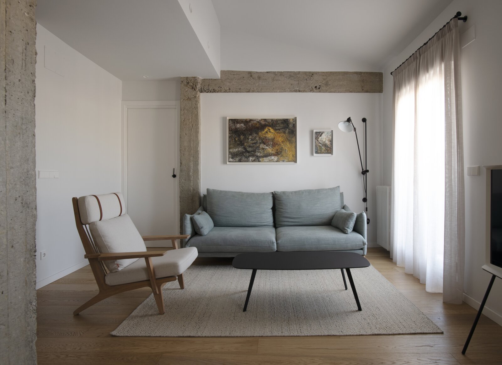 Photo 1 of 17 in SANTAMARIA HOUSE by bade interiorismo - Dwell