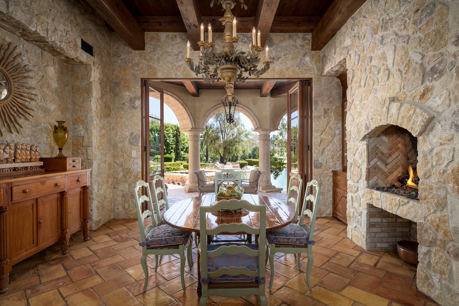 Photo 6 of 13 in Lux French Farmhouse by Linda Sansone & Associates - Dwell