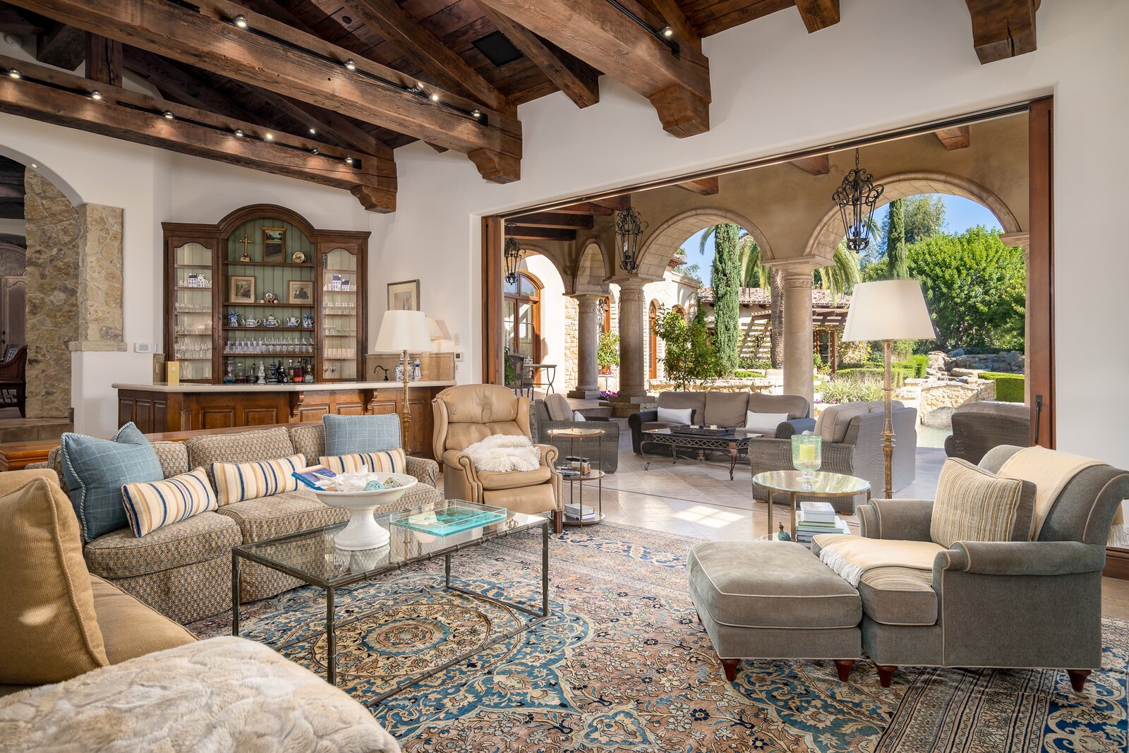 Photo 7 of 13 in Lux French Farmhouse by Linda Sansone & Associates - Dwell