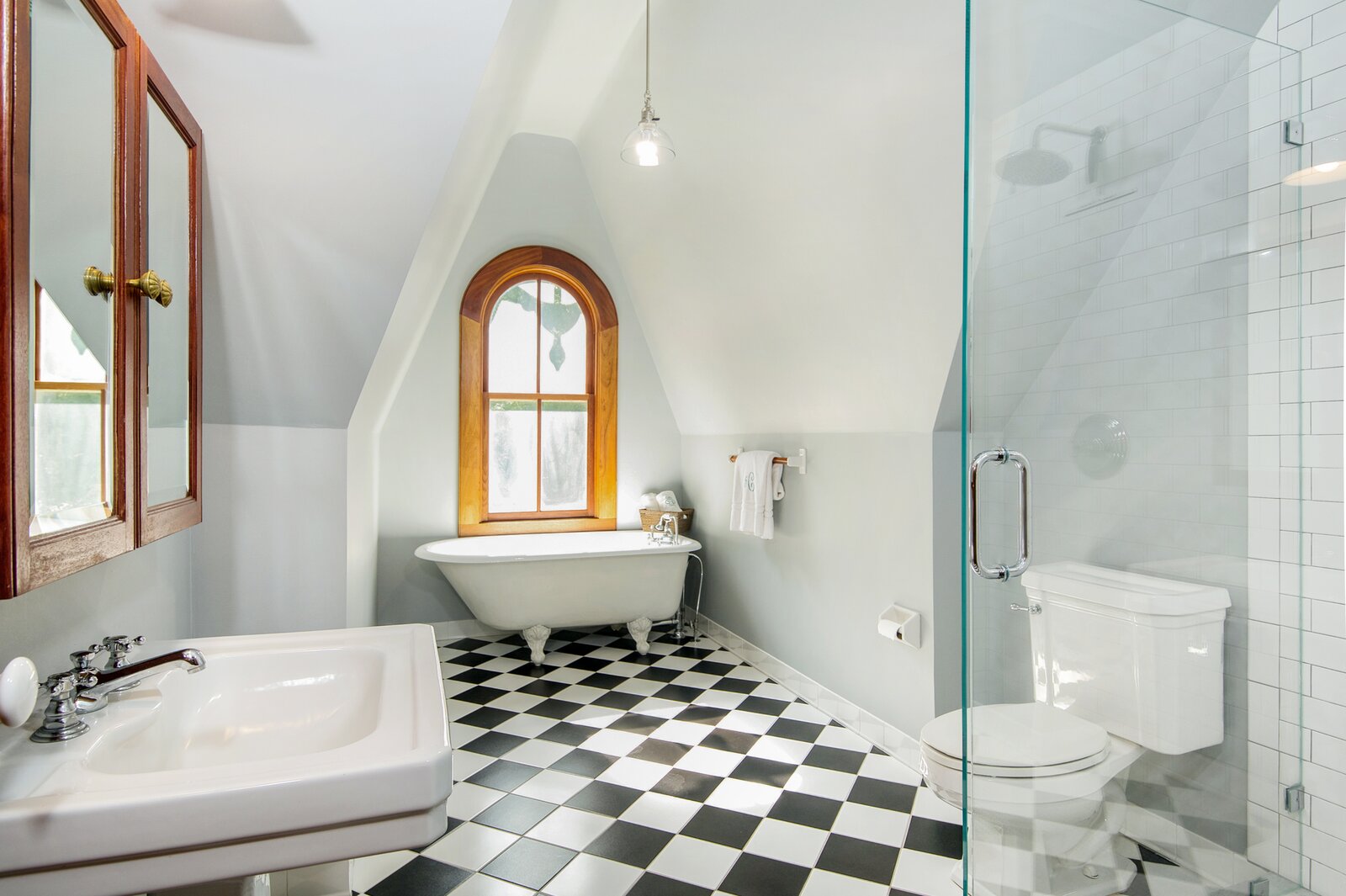 Photo 19 of 19 in Modern Victorian by Thomas Cromie - Dwell