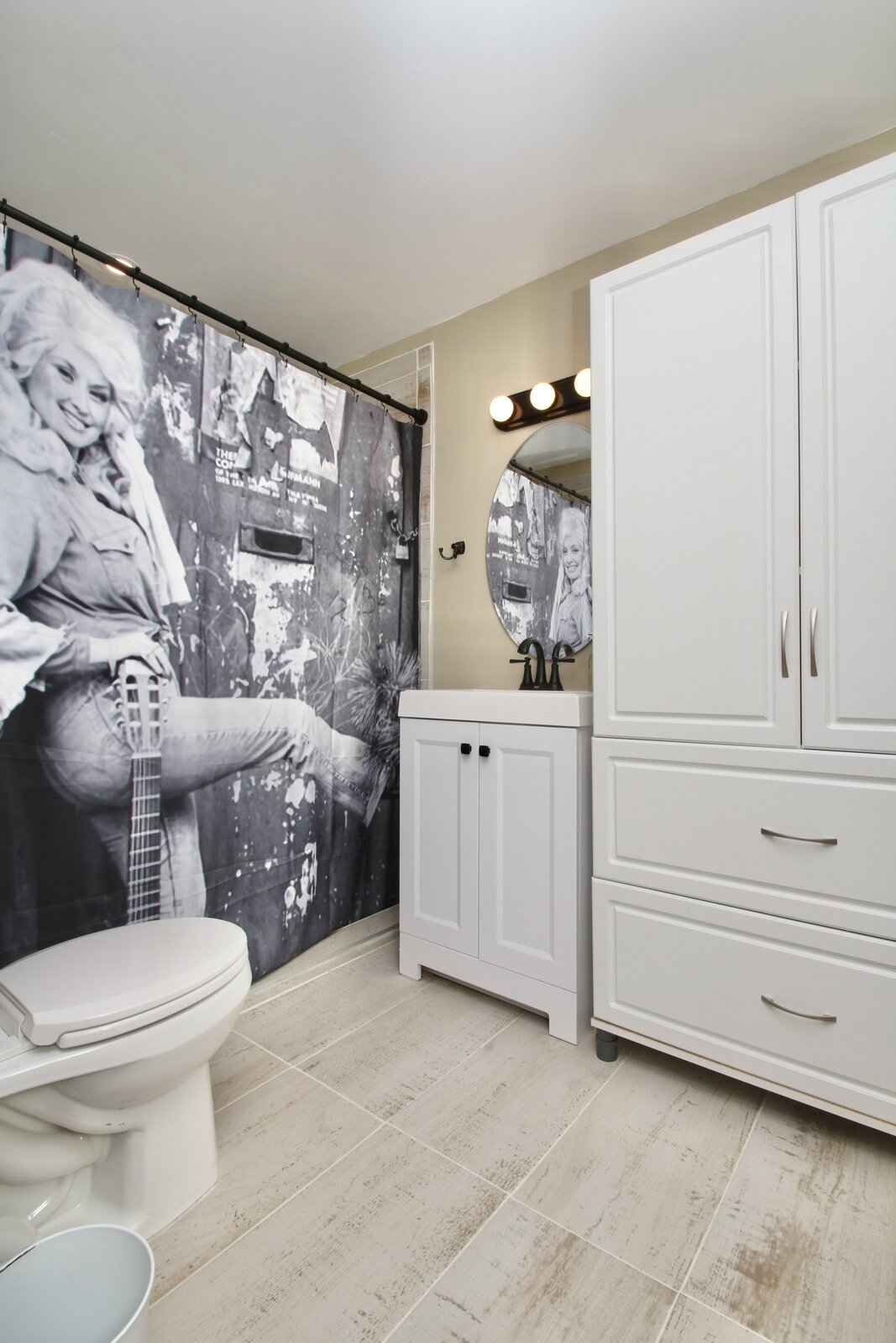 Photo 5 of 13 in Dorough Homestead Cabin by Ryan Dorough - Dwell