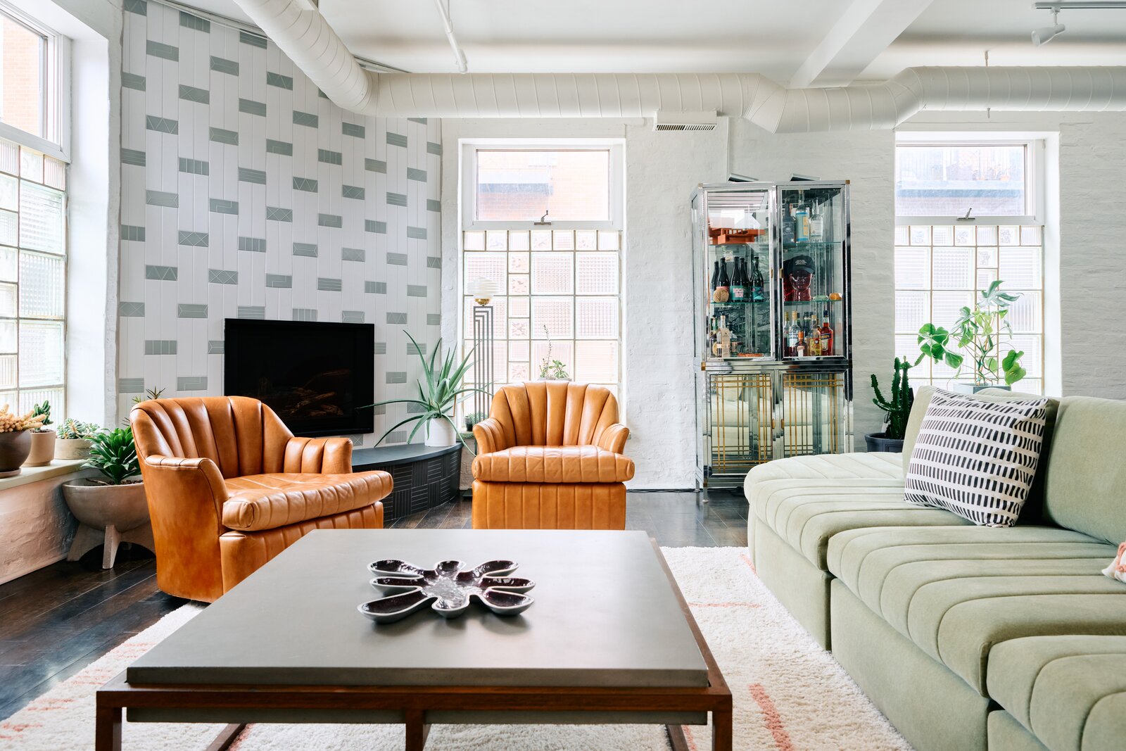 Photo 1 of 17 in Art Deco Mural Loft with One-of-a-Kind Bathrooms by ...